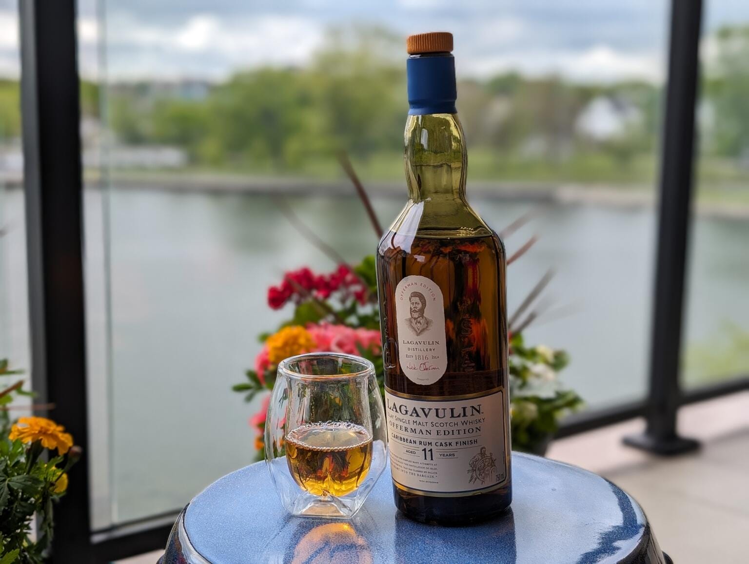 Whisky Review: Lagavulin Offerman Edition Caribbean Rum Cask Finish ...
